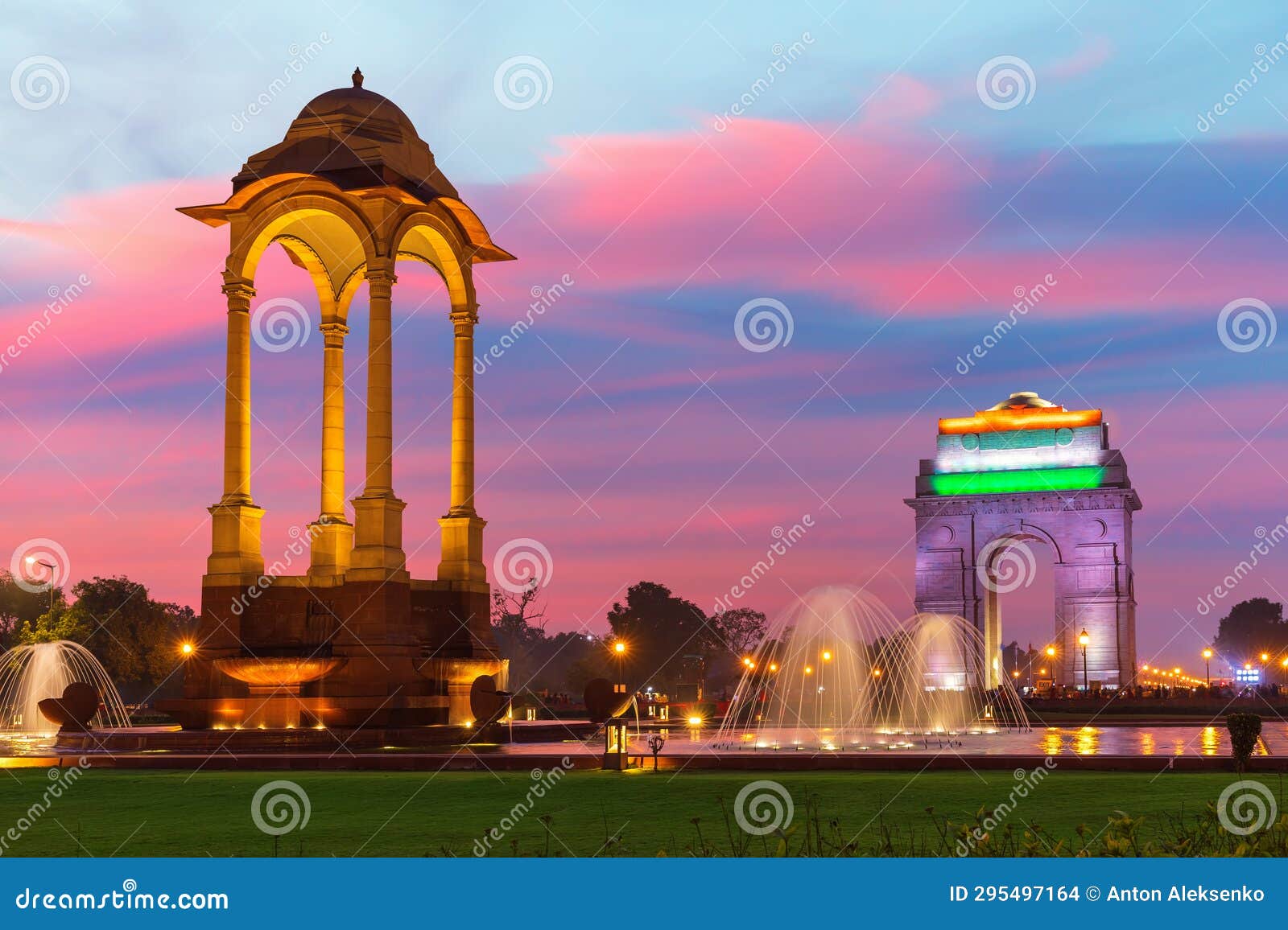 The Canopy and the India Gate in Night Illumination, New Delhi Stock ...