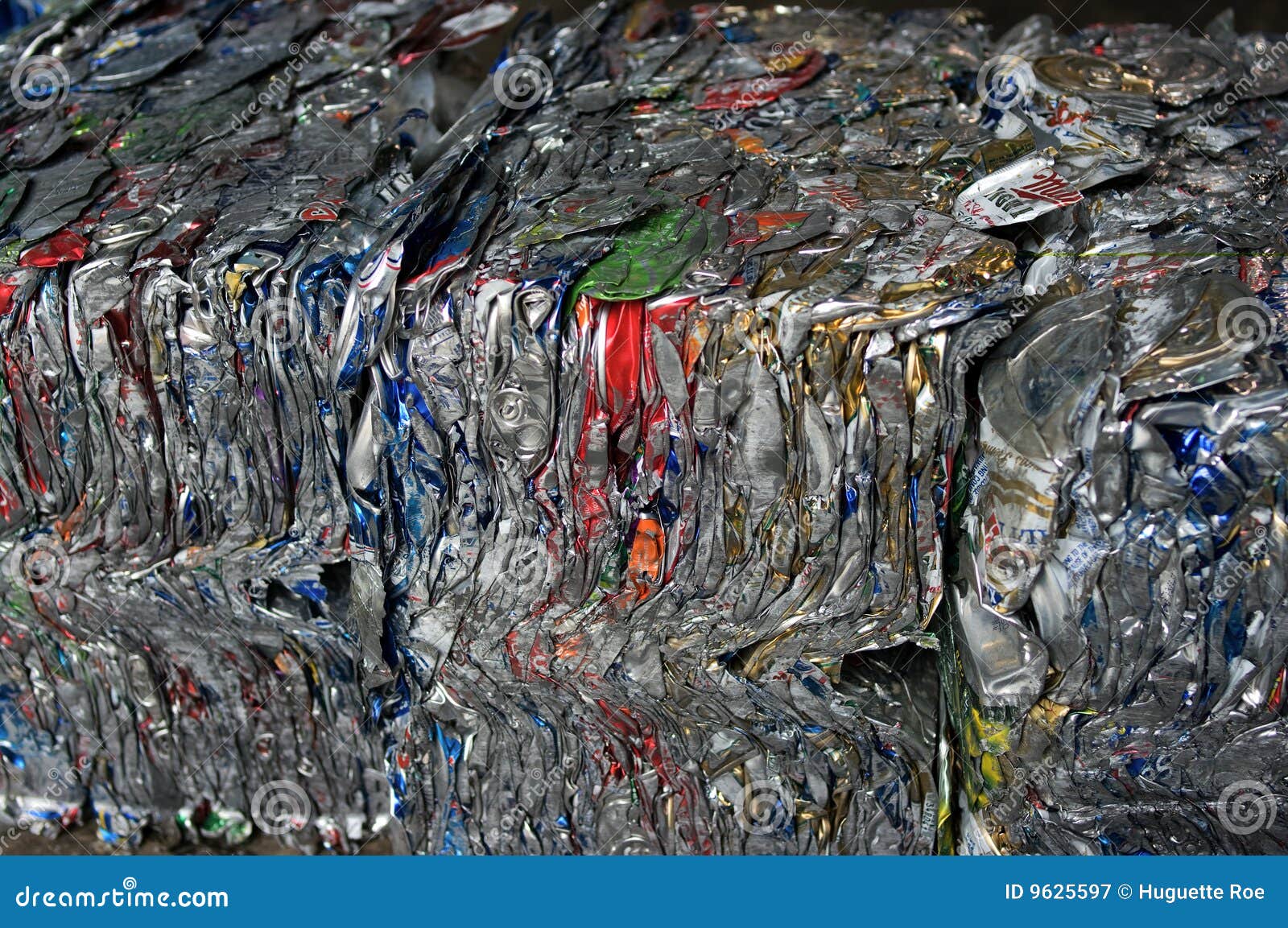 Cans bales editorial photography. Image of bundle, plant - 9625597