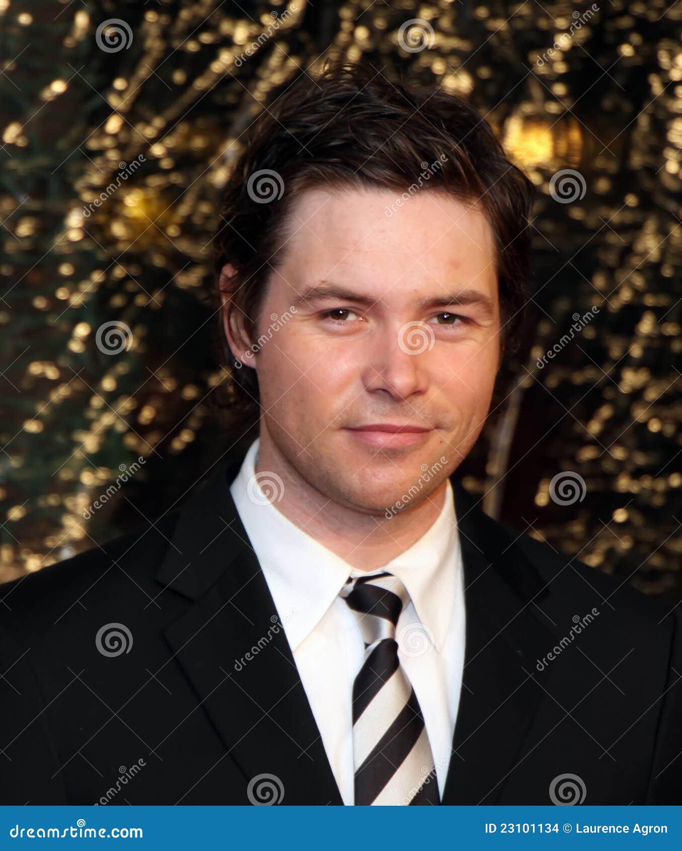 Cantante Michael Johns imagen de archivo editorial. Imagen de ziegfeld ...