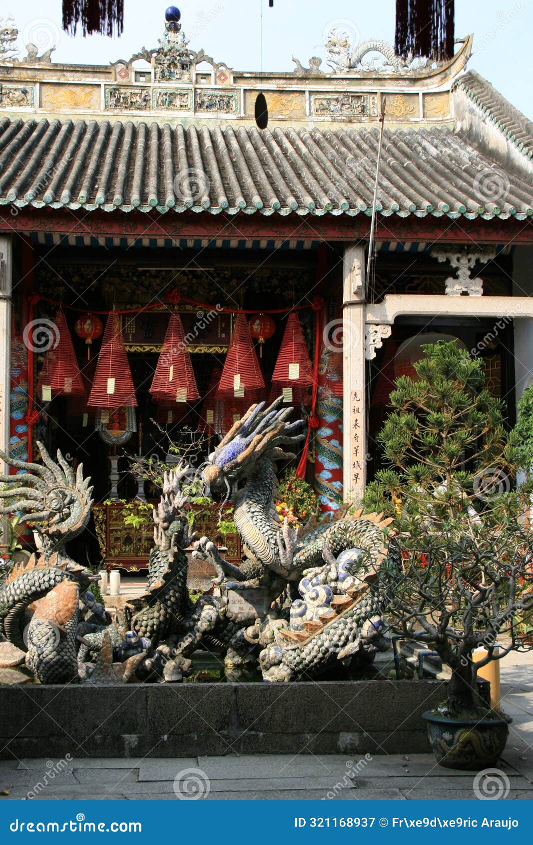 Canton Assembly Hall in Hoi an - Vietnam Stock Image - Image of lintel ...