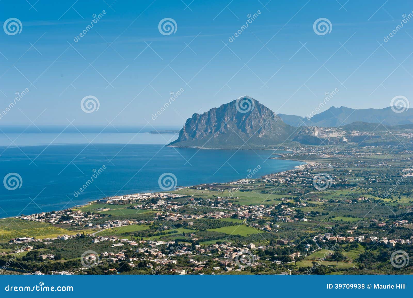 Cap San Vito Et Baie De Cafano, Sicile Photo stock - Image du capuchon ...