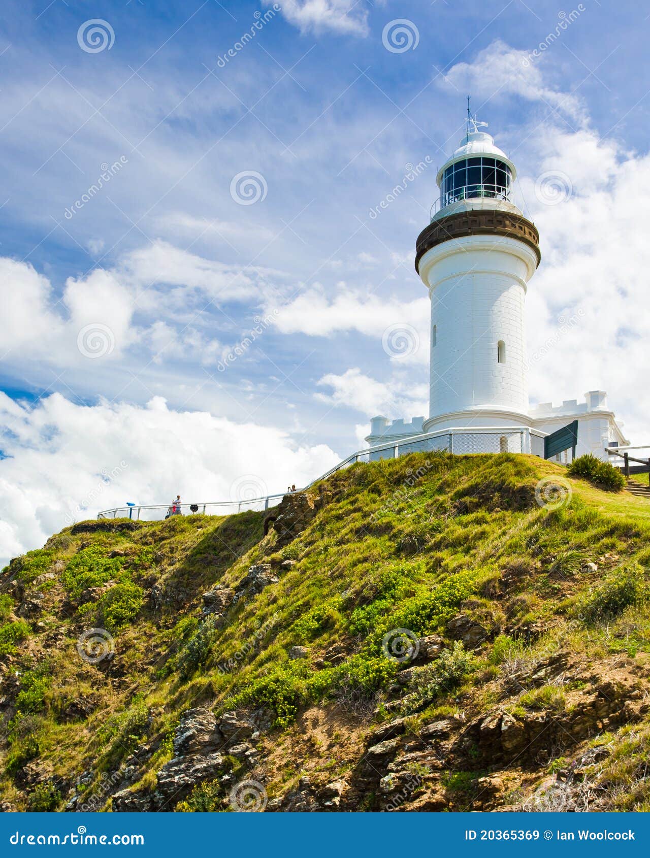 Cape Byron lighthouse stock image. Image of landmark - 20365369
