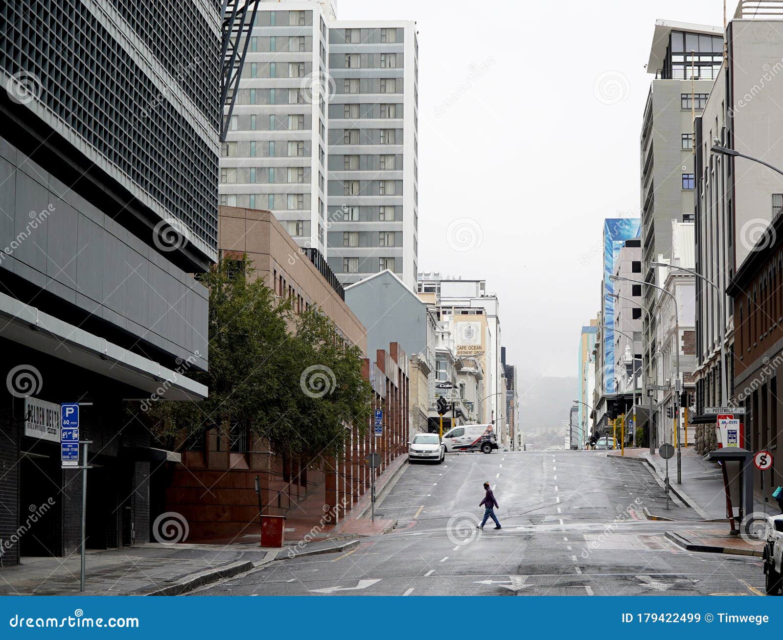 Cape Town, South Africa - 16 April 2020 : Empty Streets of Cape Town ...