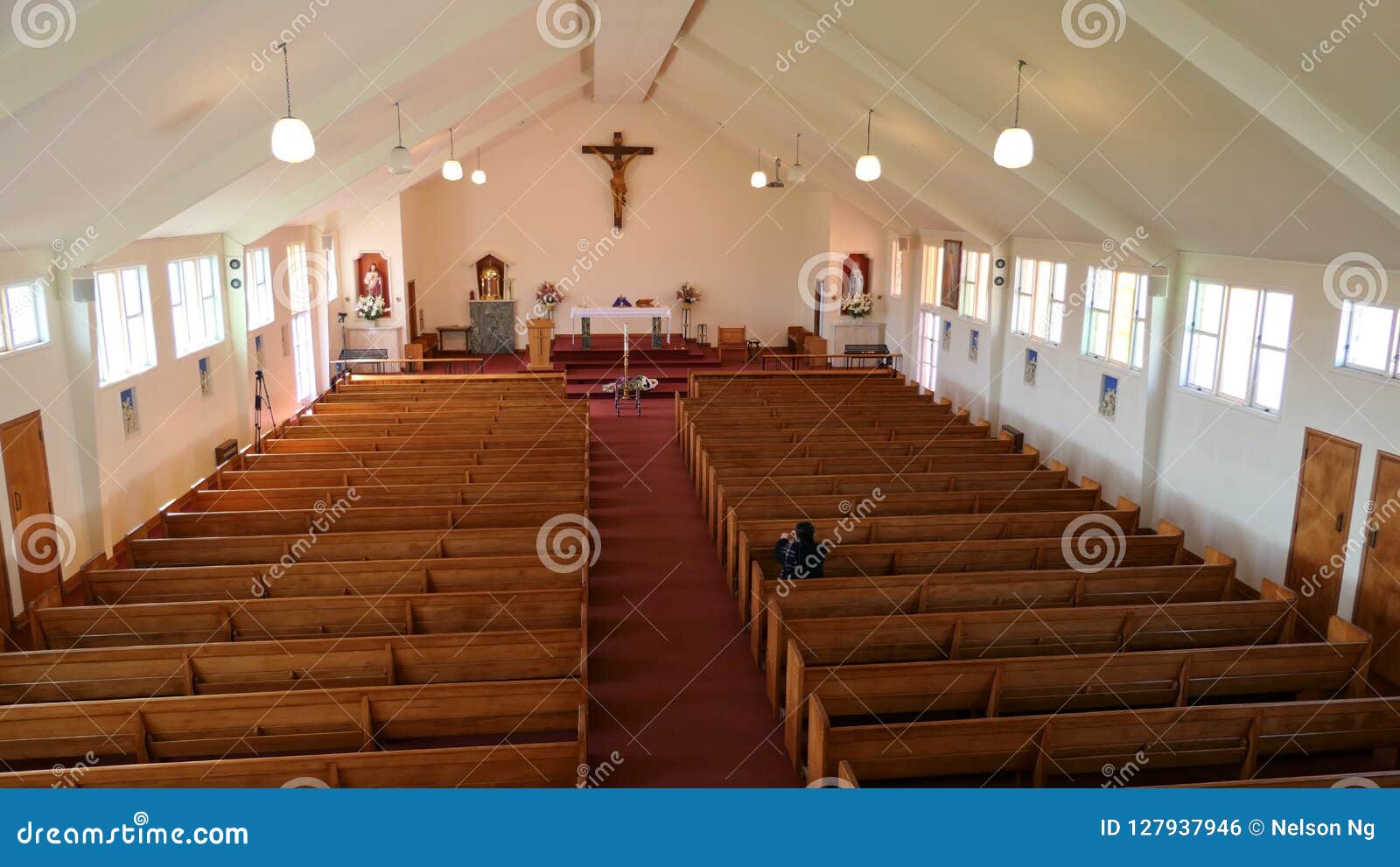 Capilla Religiosa O Funeraria Para El Funeral Foto editorial - Imagen ...