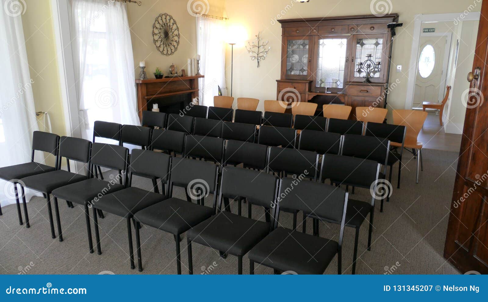 Capilla Religiosa O Funeraria Para El Funeral Imagen de archivo ...