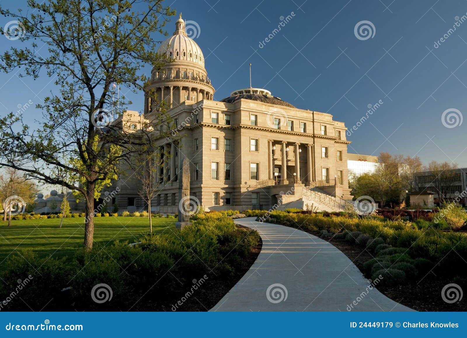 Capital Building and Sidewalk Stock Image - Image of sidewalk, historic ...