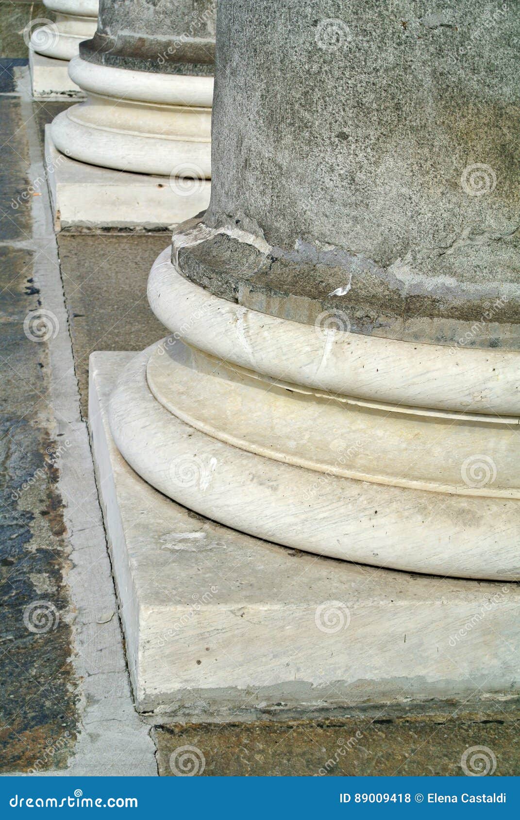 Capital detail of a column stock photo. Image of historic - 89009418