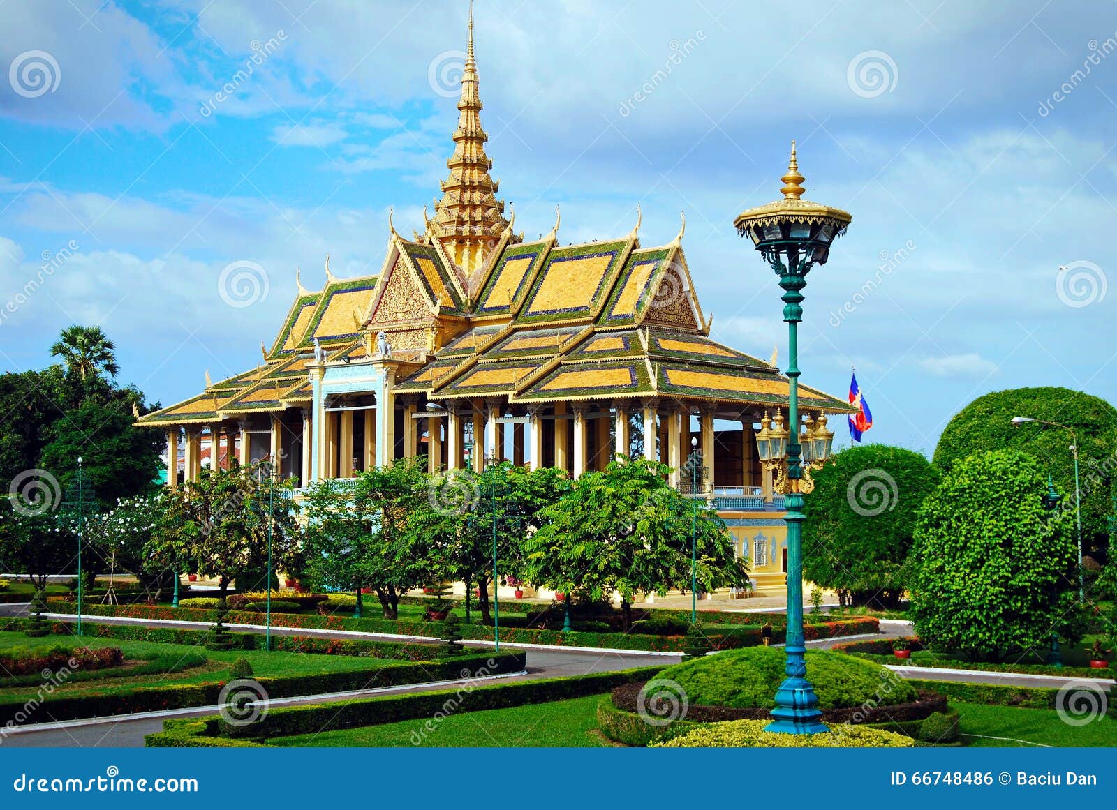 Capital Phnom Penh De Royal Palace Camboya Foto de archivo - Imagen de ...