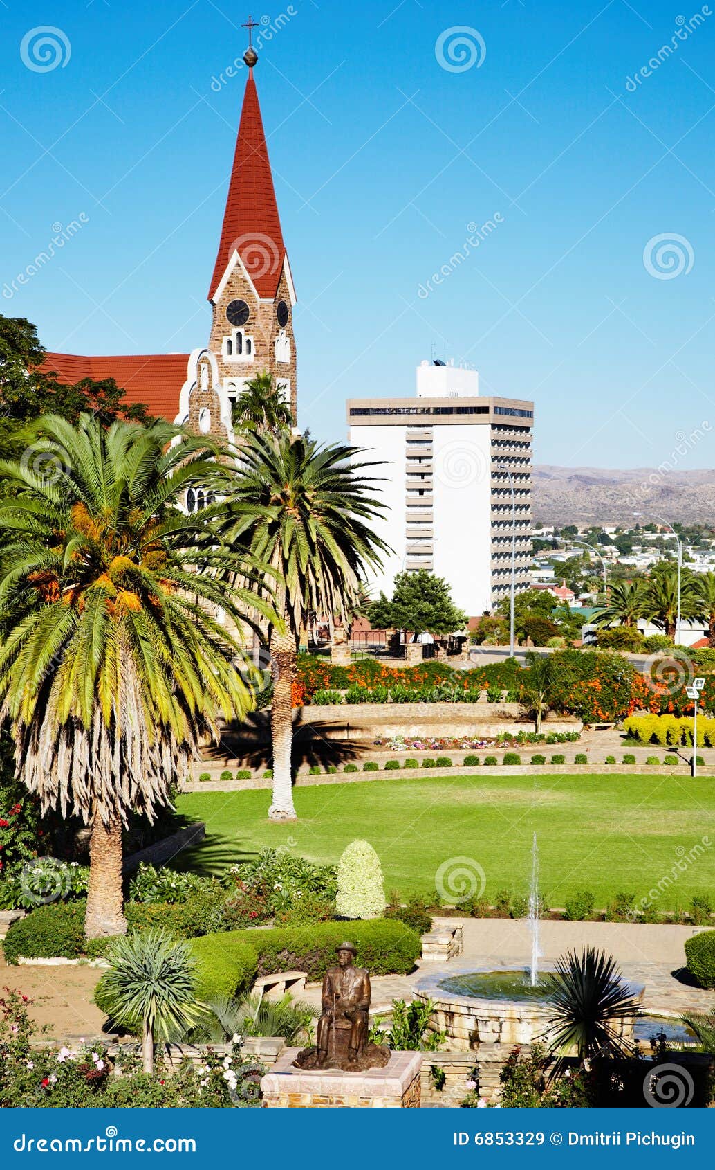 Capitale Di Windhoek Del Namibia Immagine Stock - Immagine di palma ...