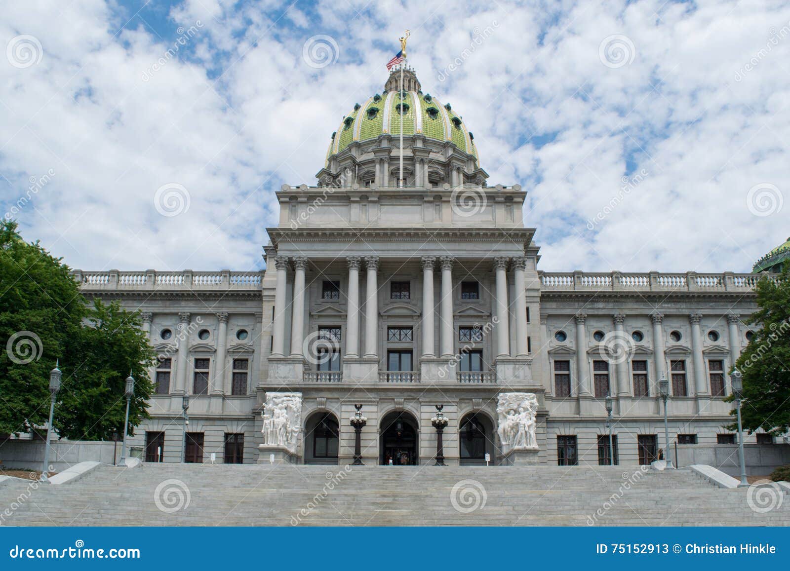 Capitol Building Harrisburg, Pennsylvania Stock Image - Image of green ...