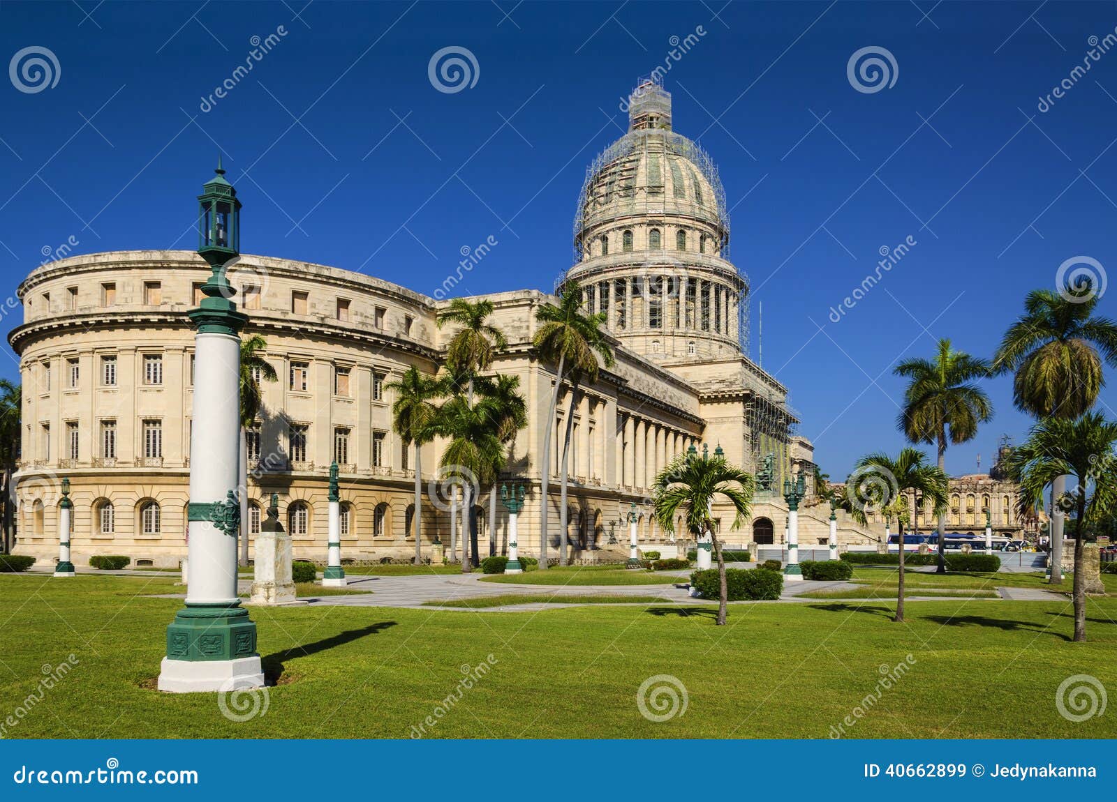 The Capitol Building in Havana in Cuba Stock Image - Image of landmark ...
