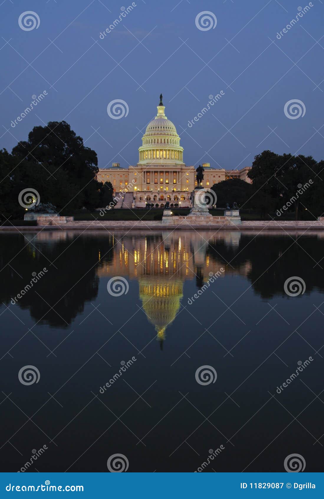 Capitol Building at night stock image. Image of night - 11829087