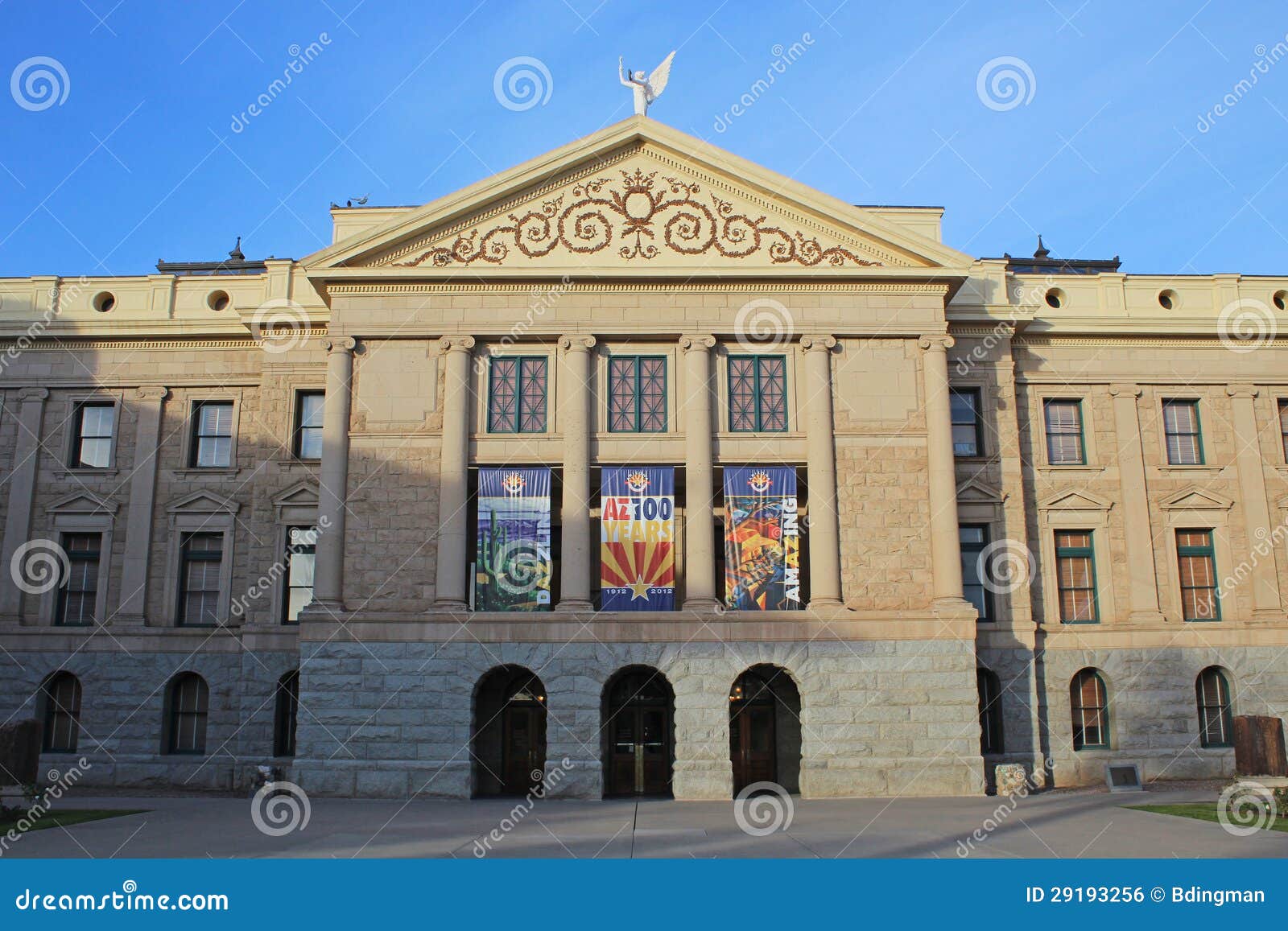 Capitol Building - Phoenix, Arizona Editorial Photo - Image of governor ...