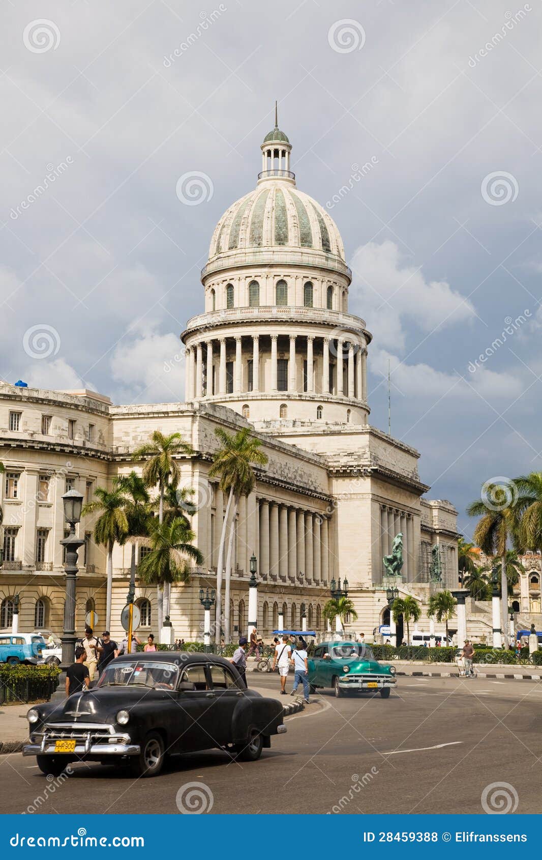 Capitol and cars, Havana editorial stock photo. Image of automobile ...