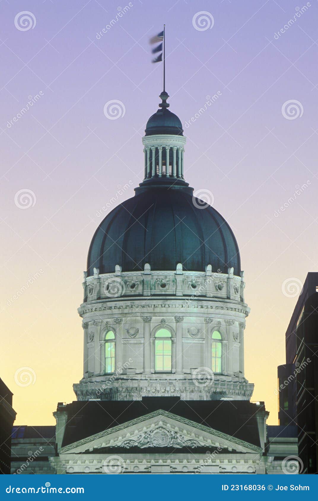 Capitolio Del Estado De Indiana Foto de archivo - Imagen de turista ...