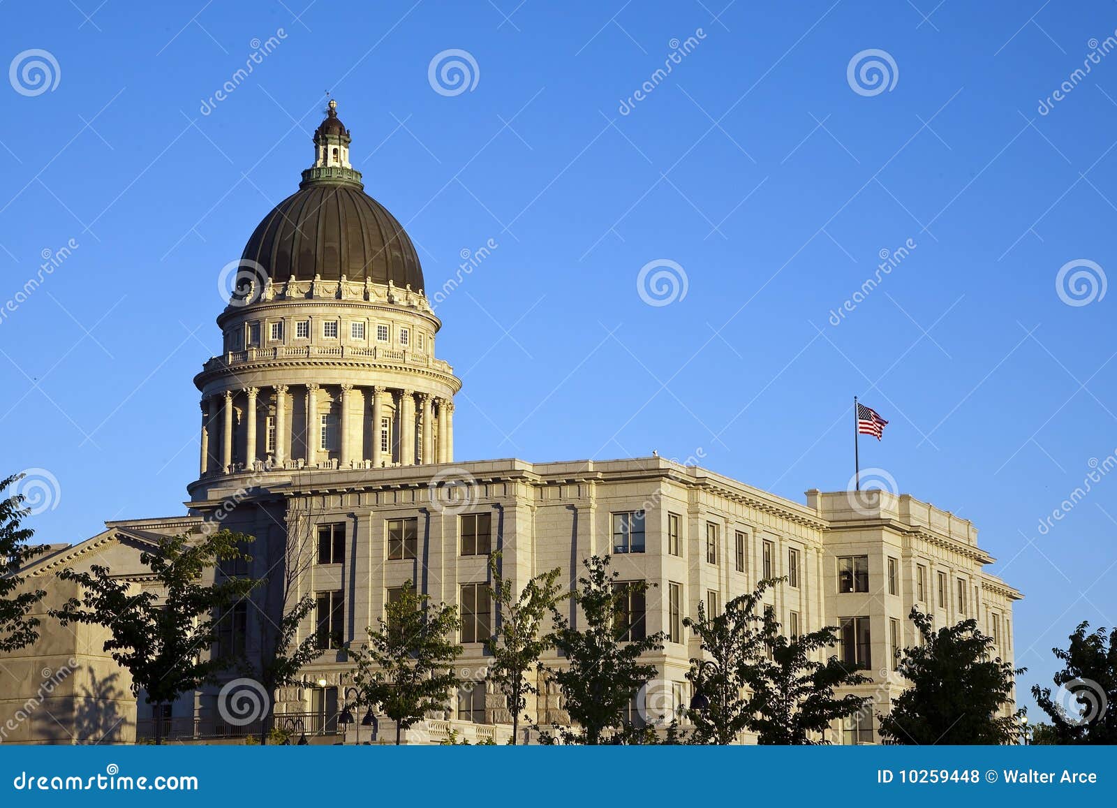 Capitolio Del Estado De Utah Foto de archivo - Imagen de viejo, unido ...