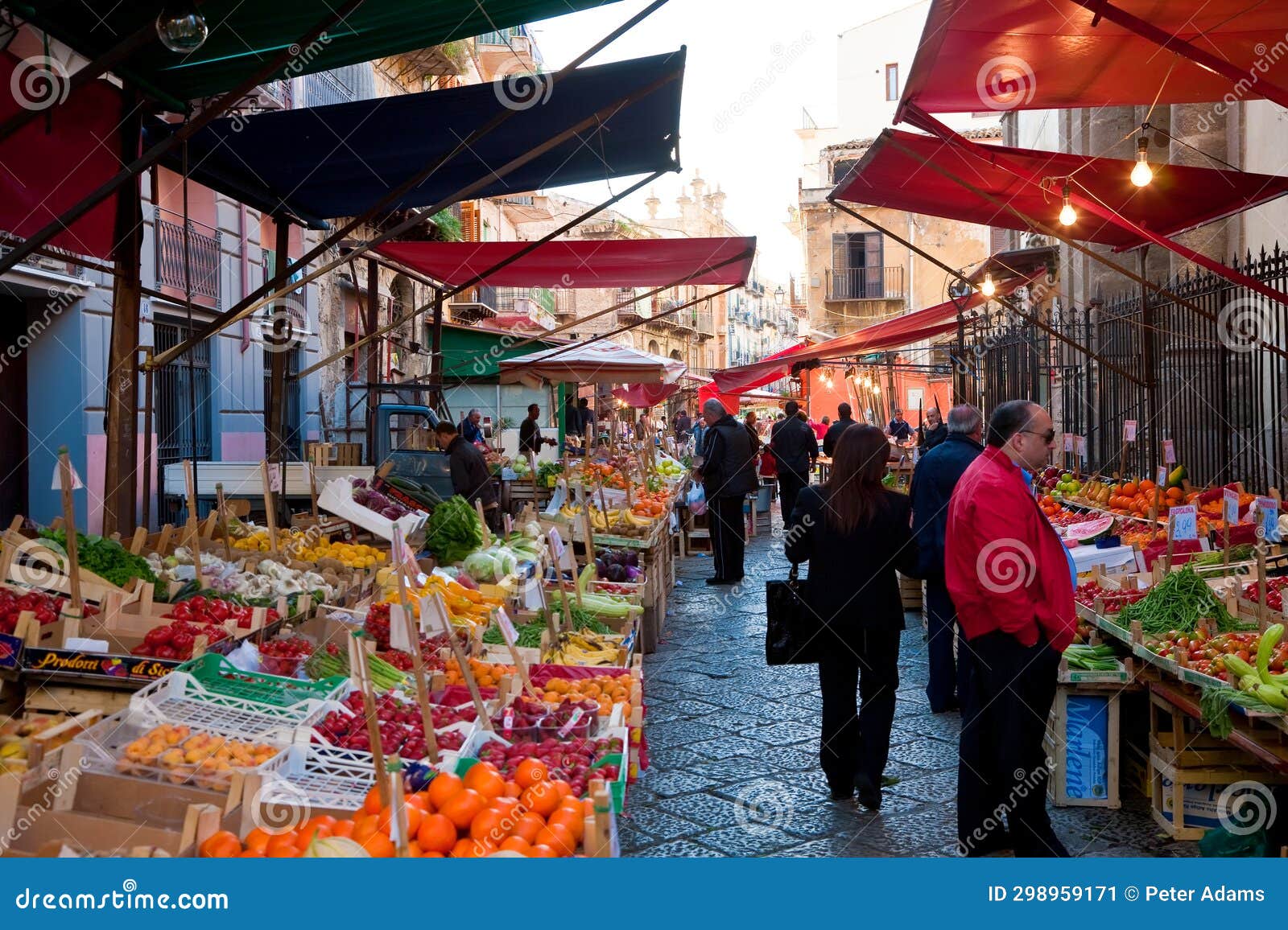 The Capo Market in Palermo Sicily Italy Editorial Photo - Image of ...