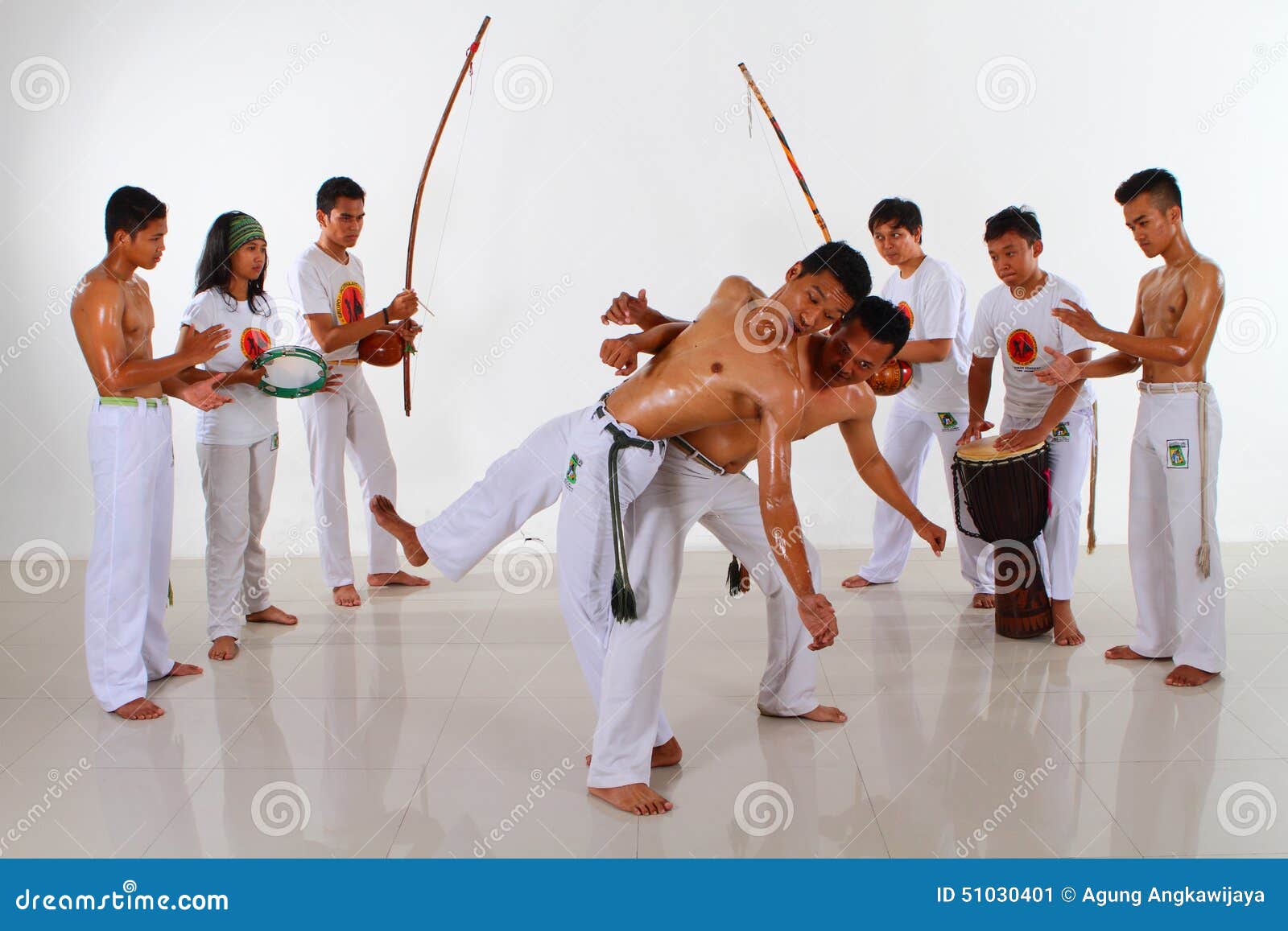 Capoeira Fighting Group editorial photo. Image of jumping - 51030401