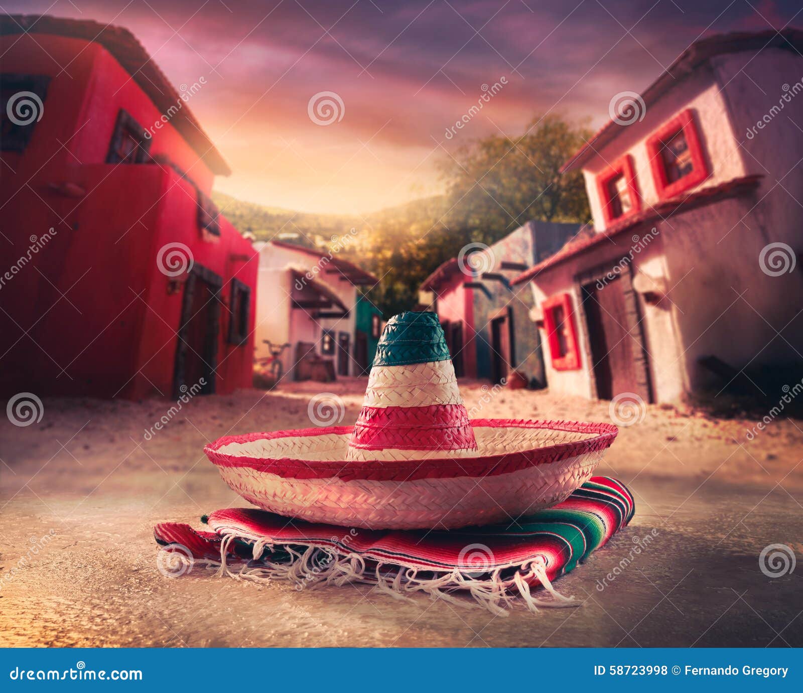 Cappello messicano fotografia stock. Immagine di colorato - 58723998