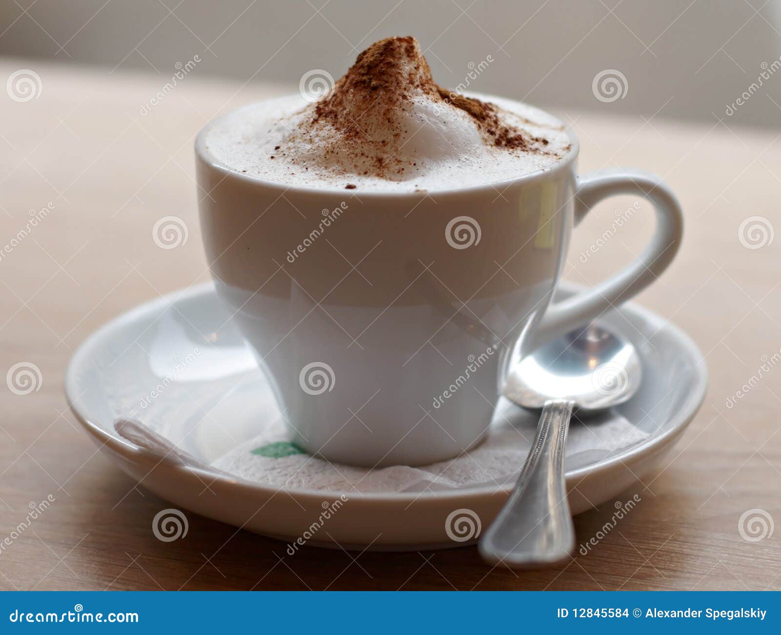 Cappuccino photo stock. Image du brassez, patio, mousseux - 12845584