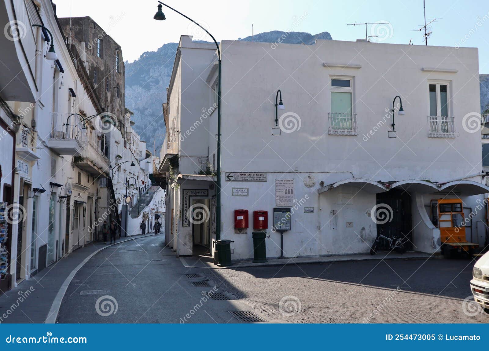 Capri - Piazza Martiri D`Ungheria Editorial Image - Image of naples ...