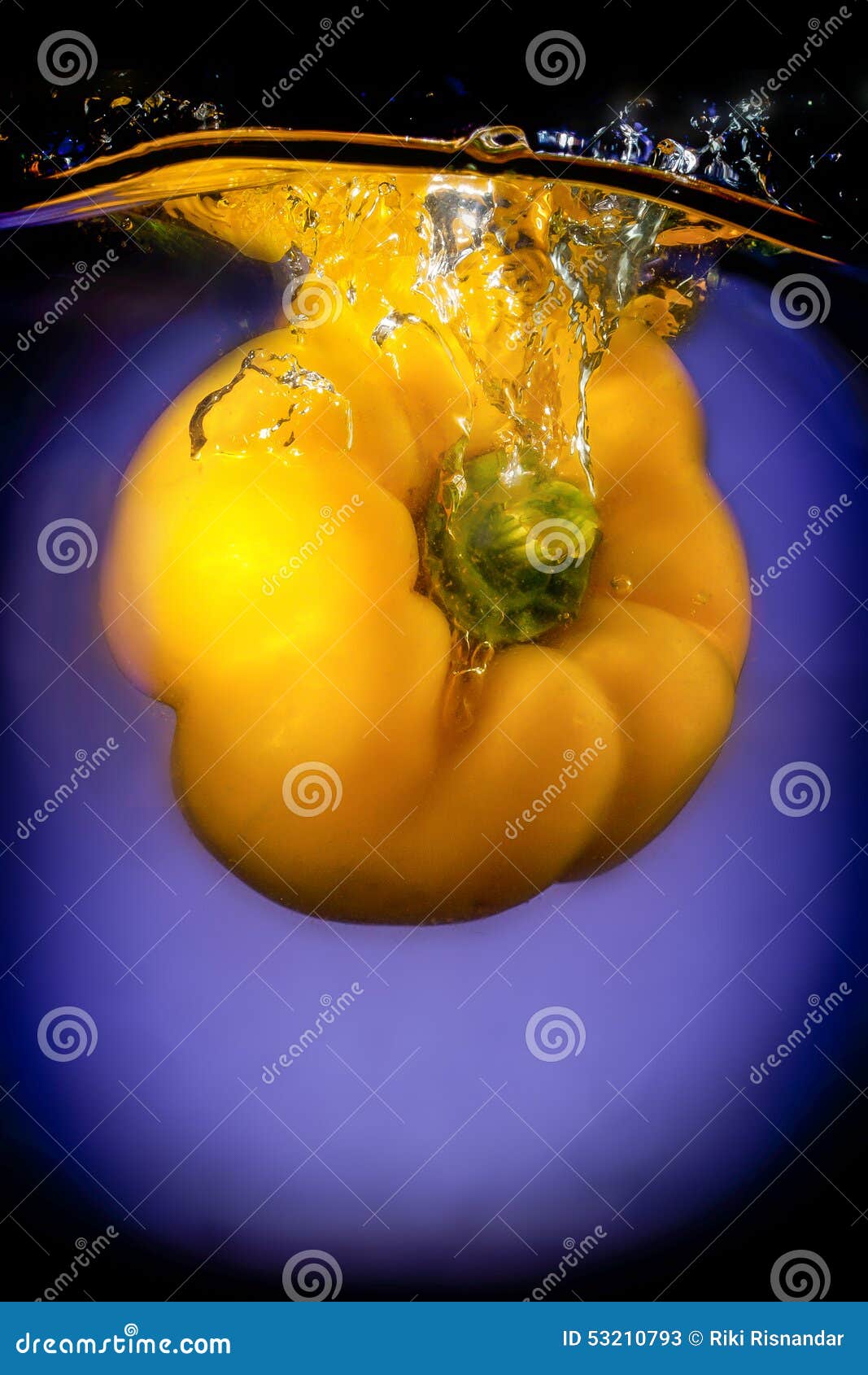 Capsicum Fruit Splash Water Stock Image - Image of health, freshness ...