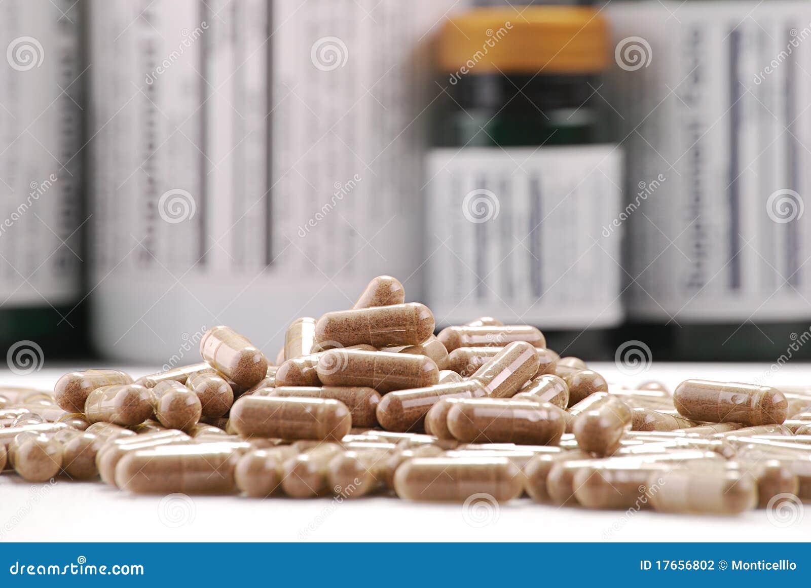 Capsule Dei Supplementi Dietetici E Dei Contenitori Fotografia Stock ...