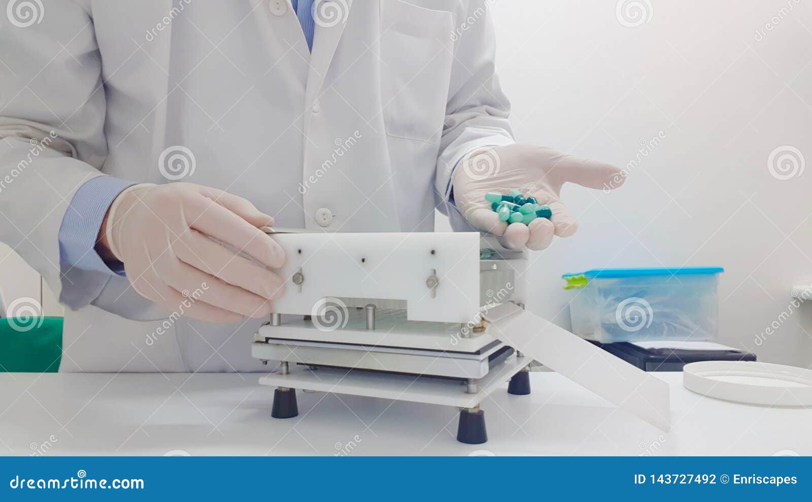 Capsule making machine stock photo. Image of medics - 143727492