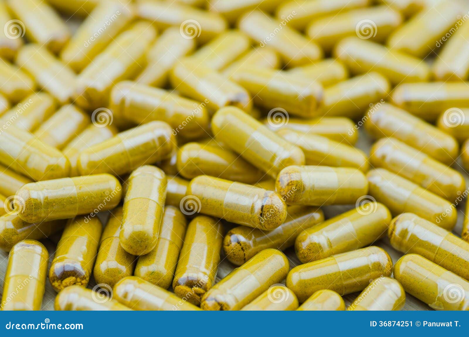 Capsule Pils De Safran Des Indes De Groupe Image stock - Image du ...