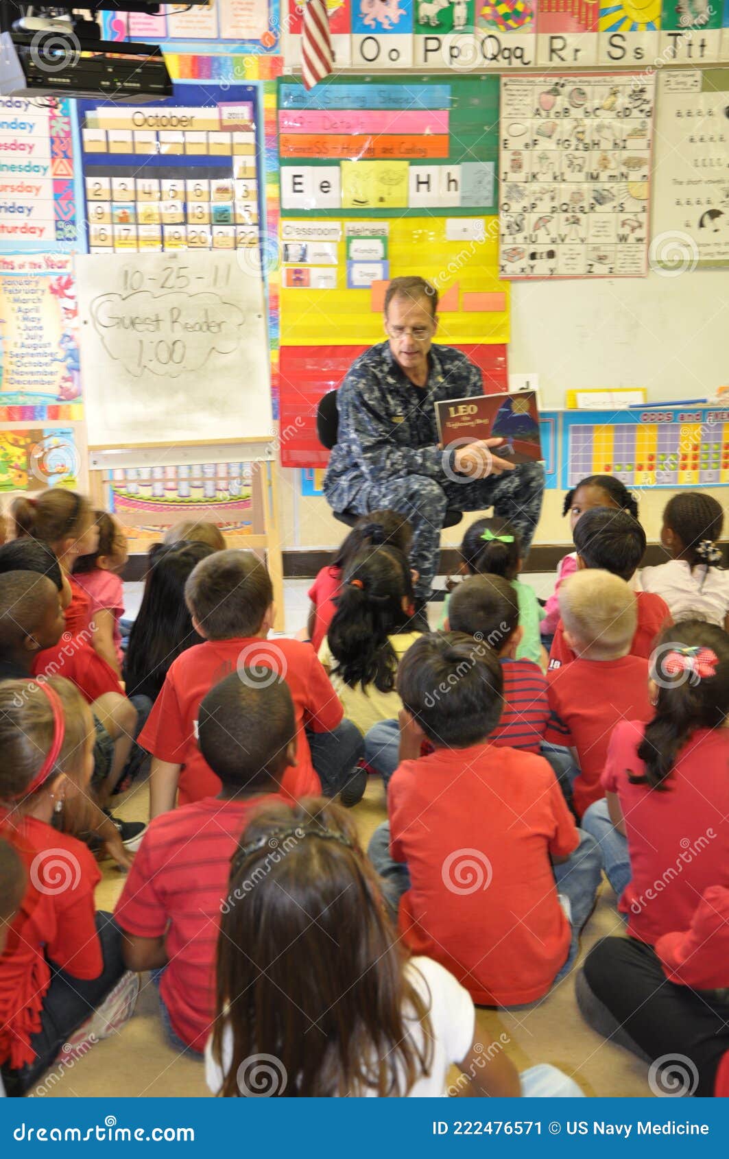 CAPT Sidoff Reads To Students At Sinclair Elementary School - San ...