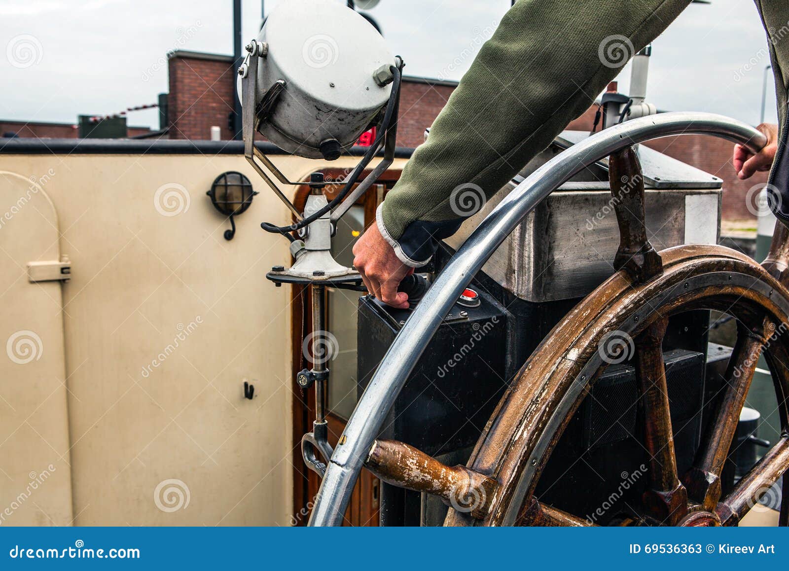 Captain Operate an Ancient Ship Steering Wheel. Stock Image - Image of ...