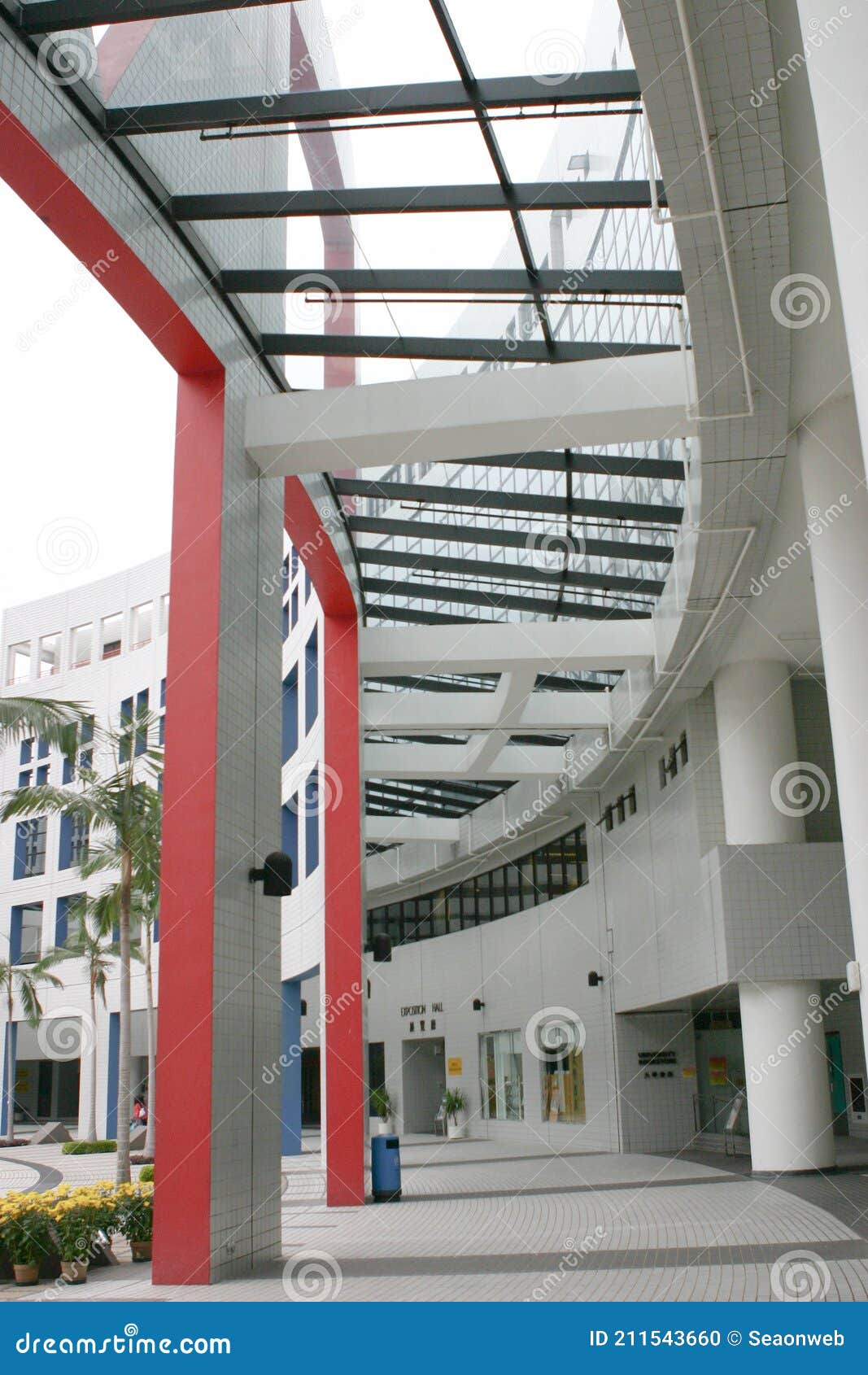 9 Jan 2005 Capture the Architecture and Design of the Campus of HKUST ...
