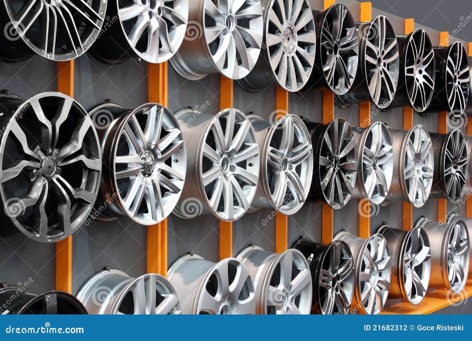 Car aluminum wheel rim stock photo. Image of shiny, circle - 21682312