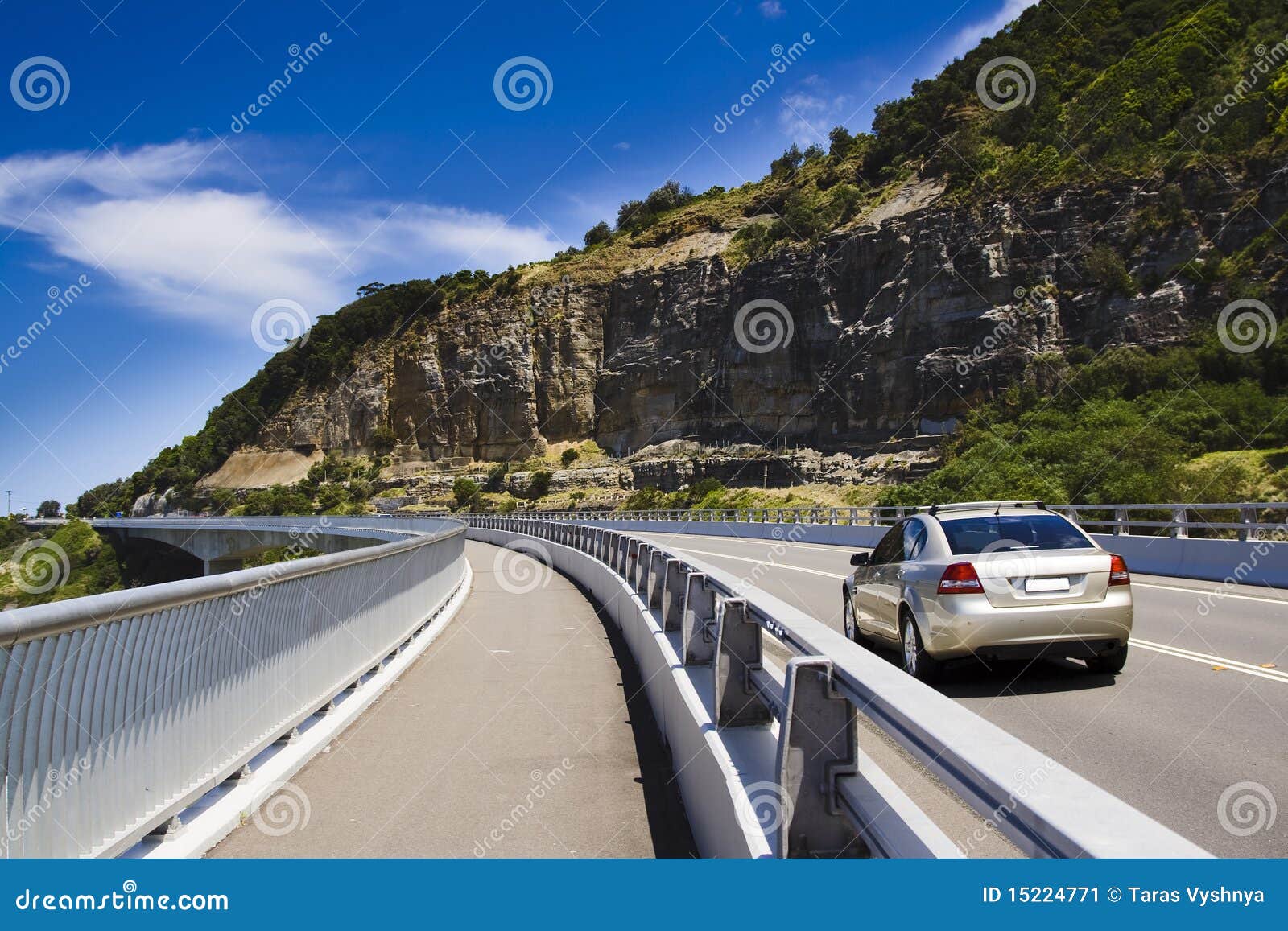 Car Au cliff road stock image. Image of australia, landmark - 15224771