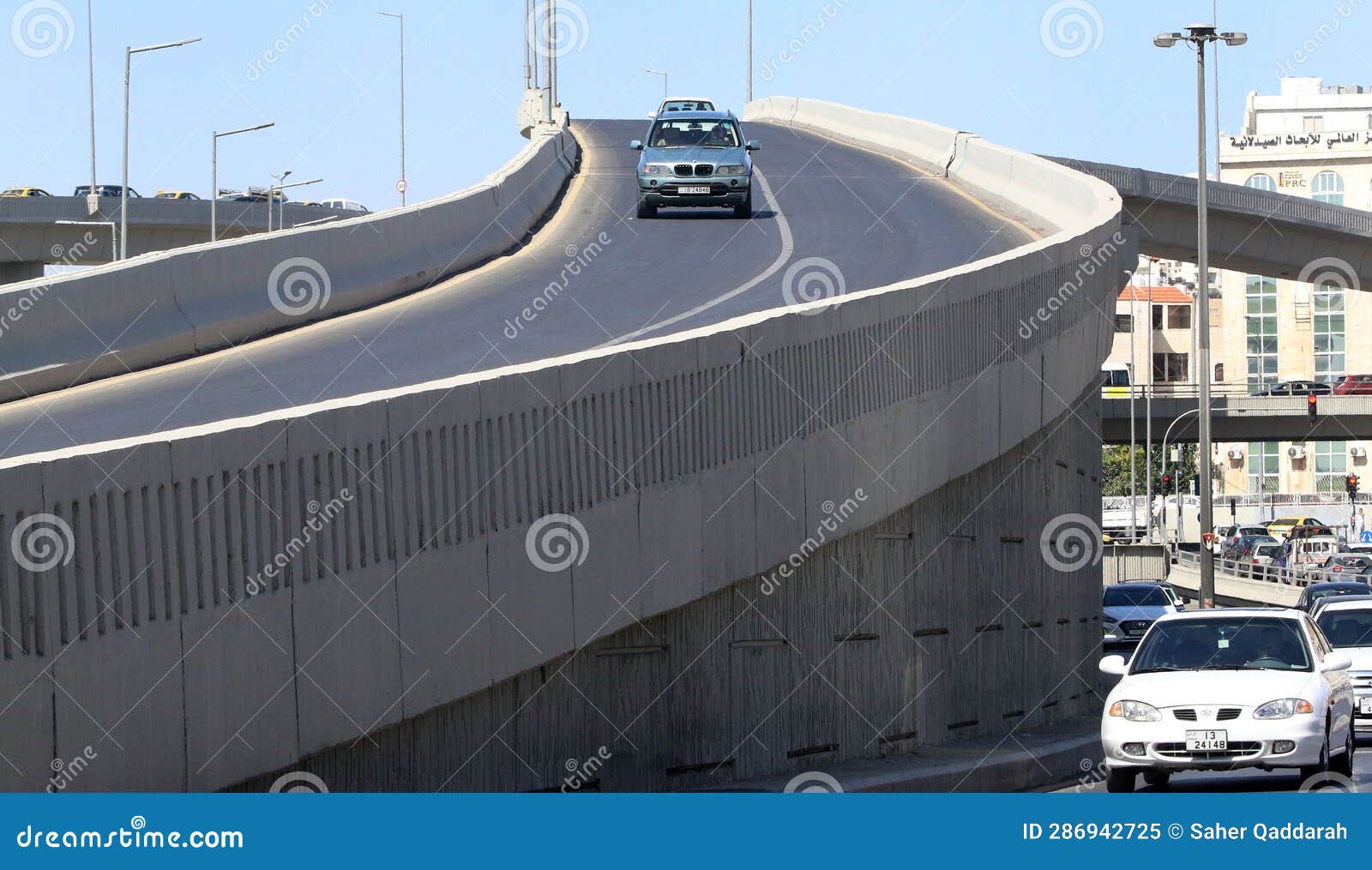 A car bridge editorial image. Image of wall, bridge - 286942725