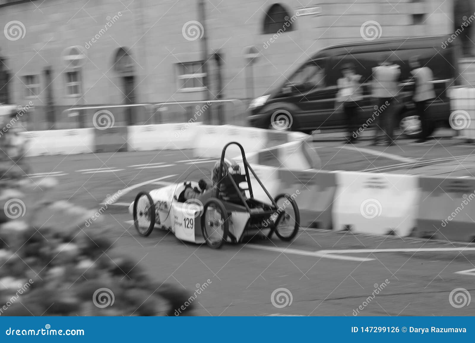 Car Bridge Speedway Speed Speedway Competition Editorial Photo - Image ...