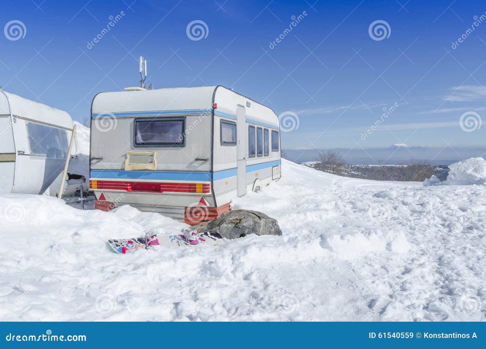 Car Caravan Snow Winter Holidays Stock Image - Image of comfort ...