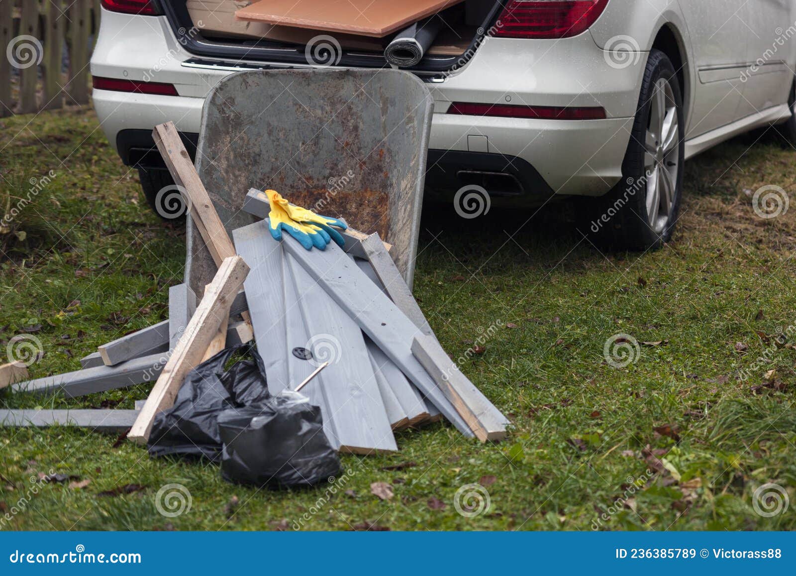 Car with Construction Materials Stock Image - Image of construction ...