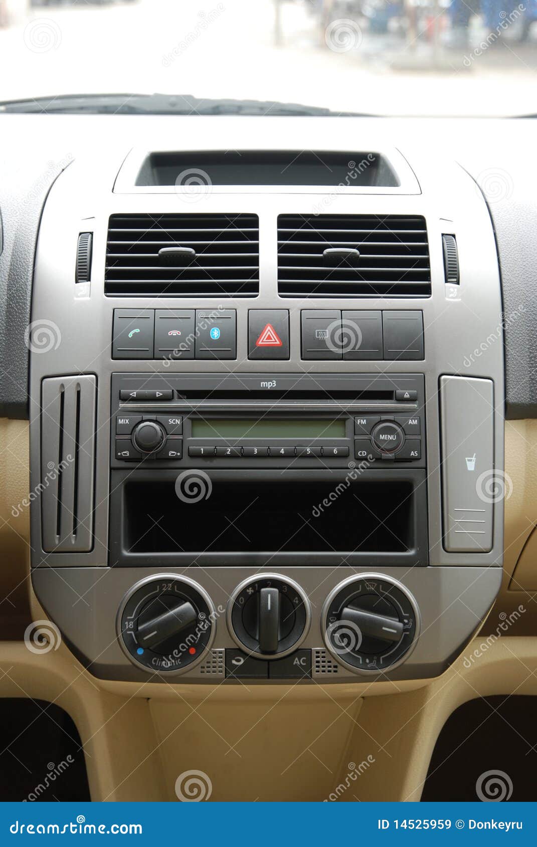 Control Panel In Car at Christopher Larochelle blog
