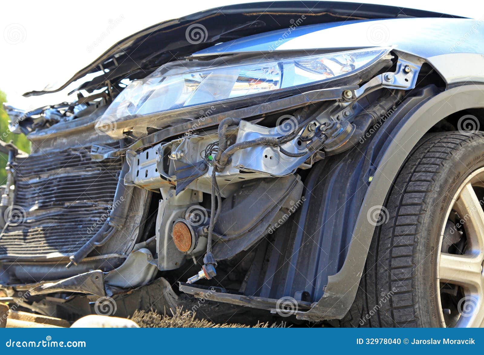 Car crash stock photo. Image of bodywork, repair, crash - 32978040