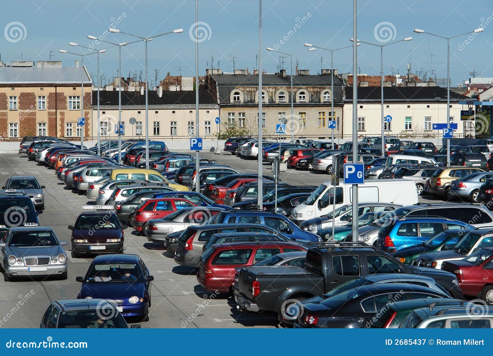 Car crowded parking place stock image. Image of congested - 2685437