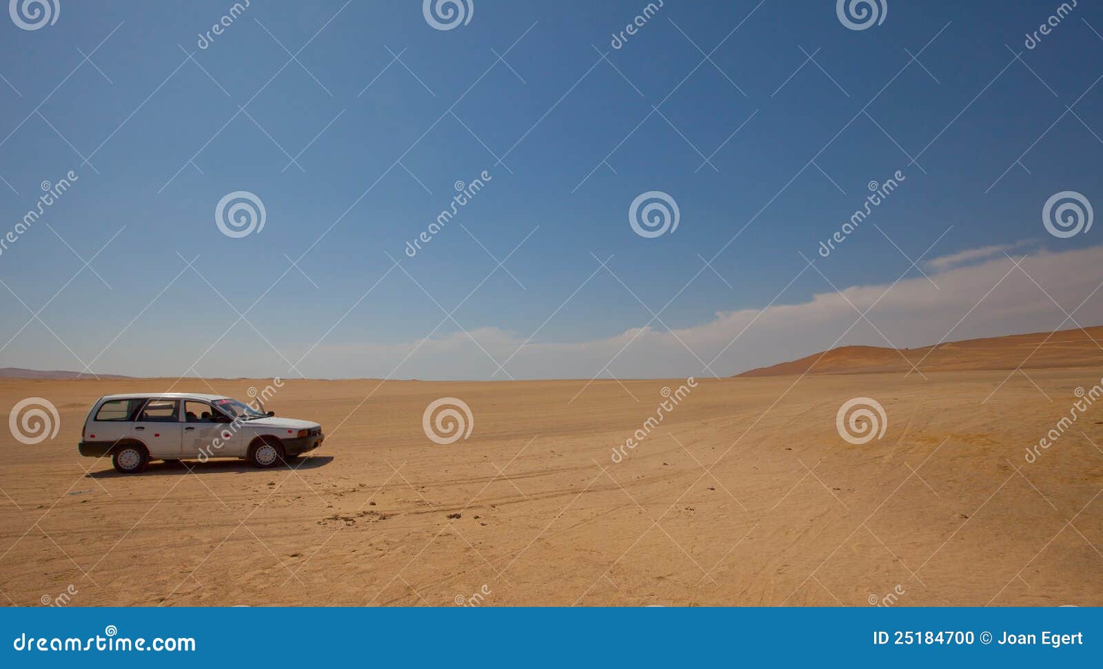 Car in desert stock photo. Image of sunny, parking, travel - 25184700