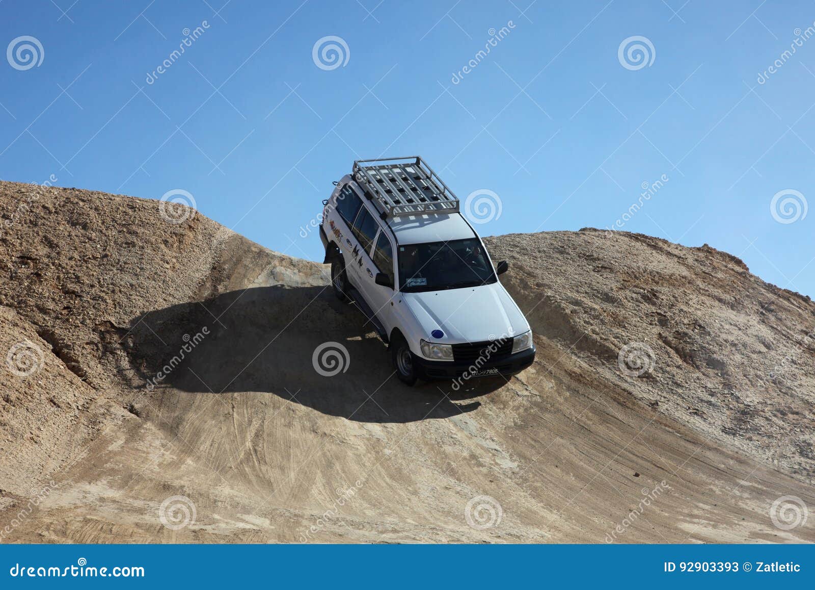 Car in Desert editorial stock photo. Image of sandy, vehicle - 92903393