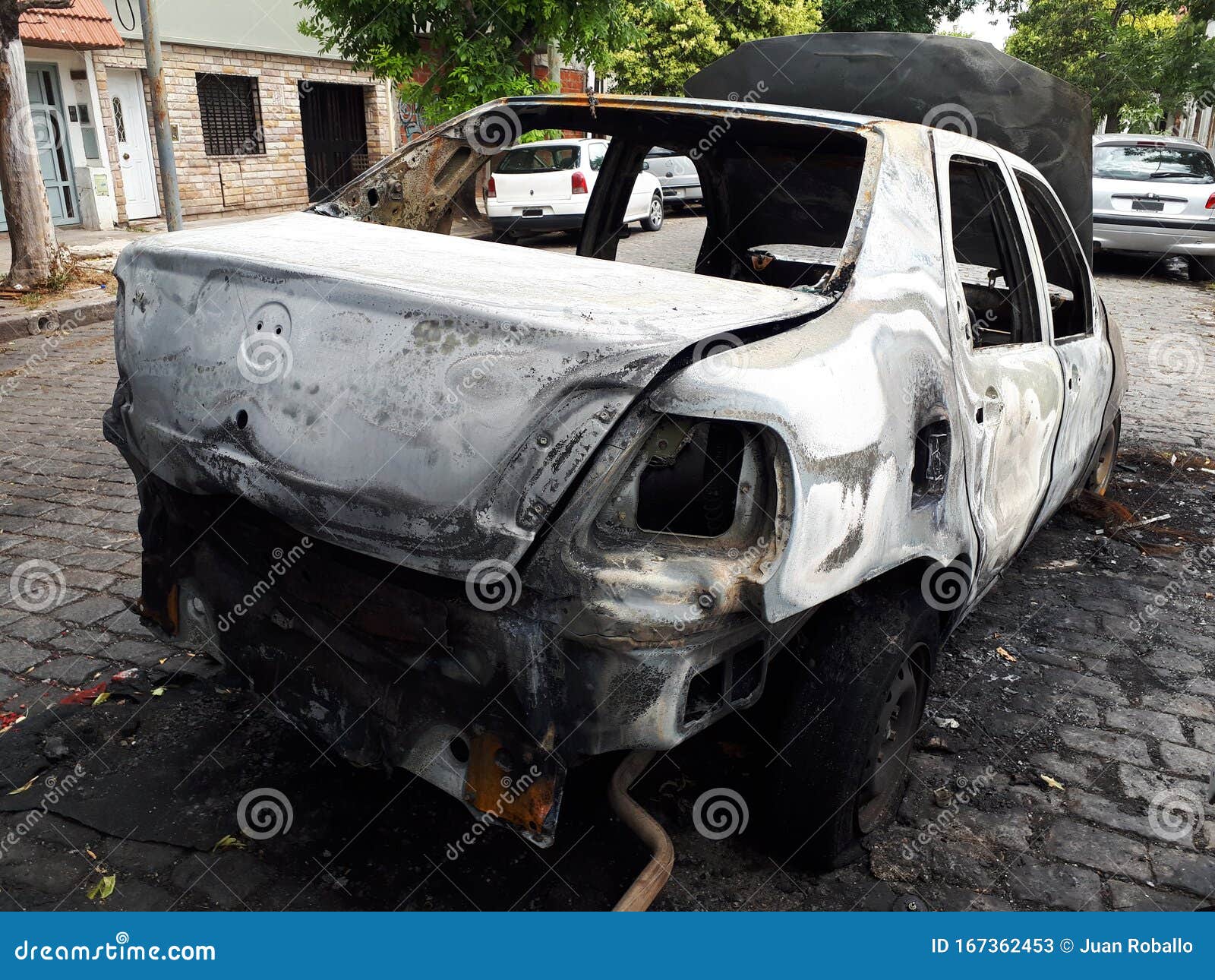 Car destroyed by a fire stock image. Image of emergency - 167362453