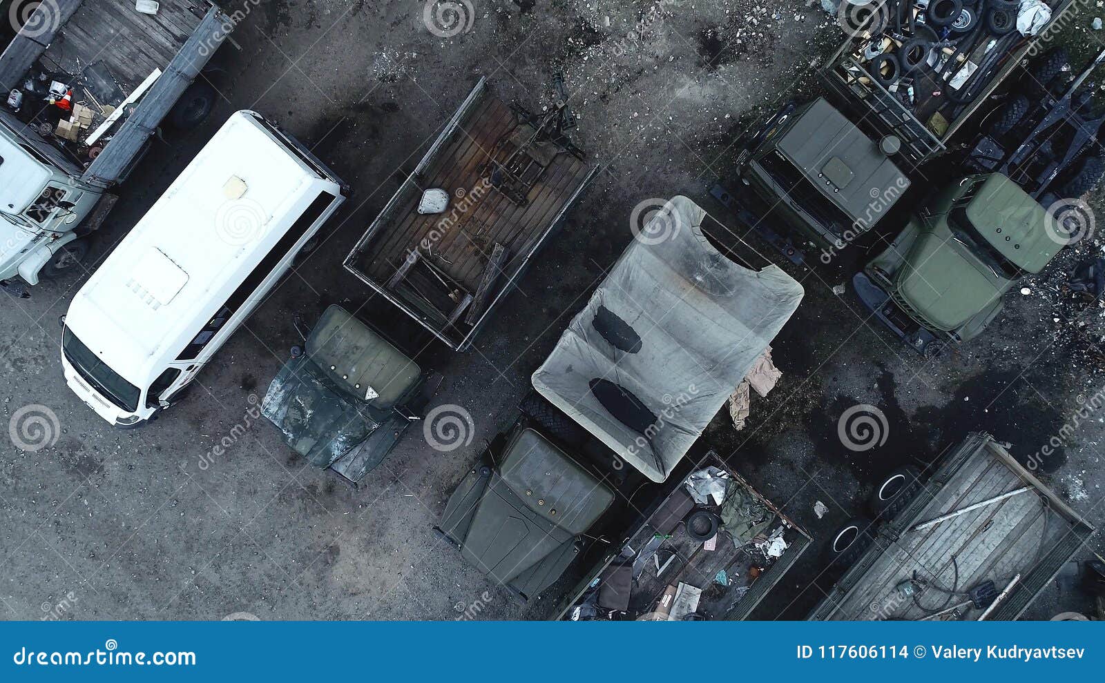 Car Dump stock photo. Image of view, heap, ecosystem - 117606114