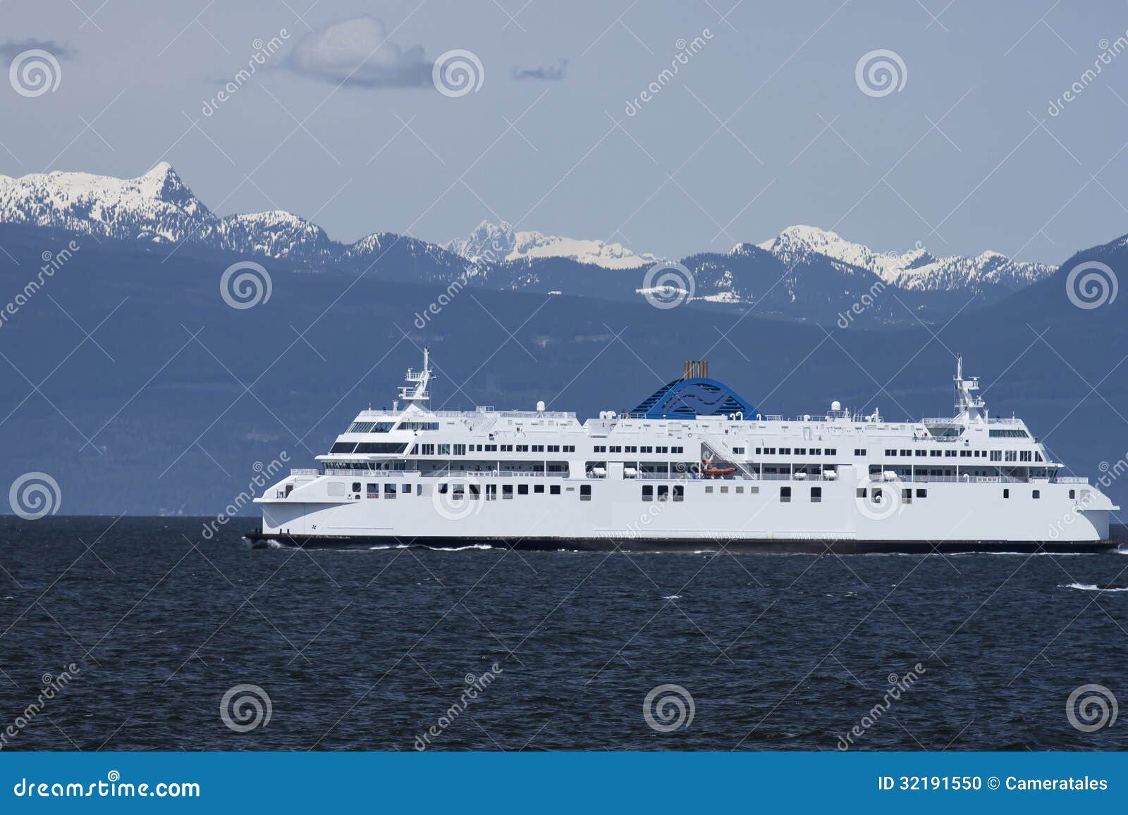Car Ferry stock photo. Image of lake, grass, outdoor - 32191550
