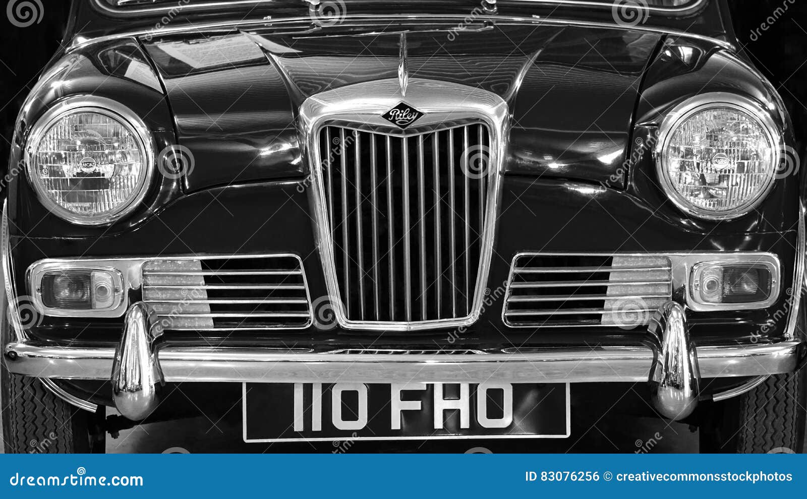 Car In Front View Showing Grille Picture. Image: 83076256