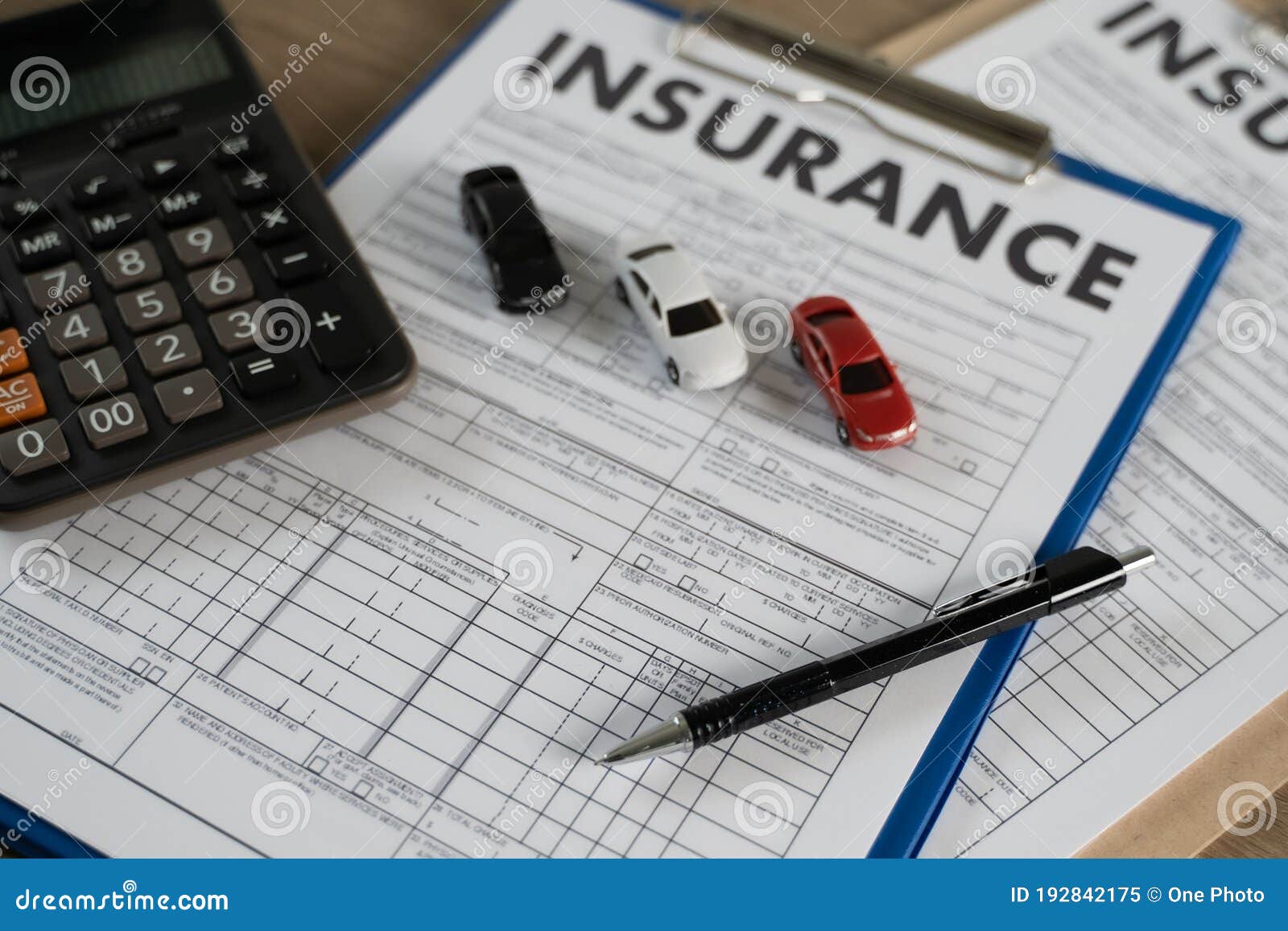 Car Incident Protective and Car Insurance Policy Examining Insurance ...