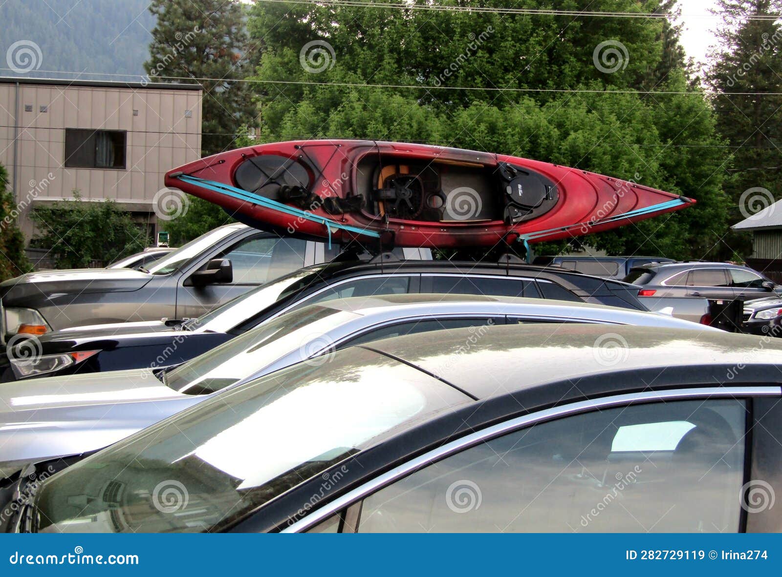 Car with Kayak Canoe on Top. Stock Image - Image of wheel, kayak: 282729119