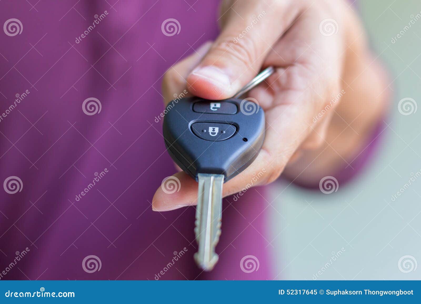 Car key in man hand stock image. Image of giving, mechanic - 52317645